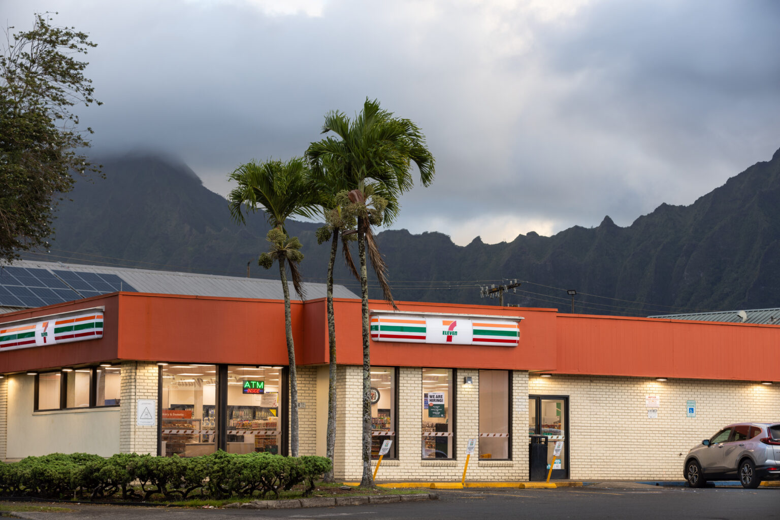 THE KANEOHE SHOPPING CENTER STORE - 7-Eleven Hawaii